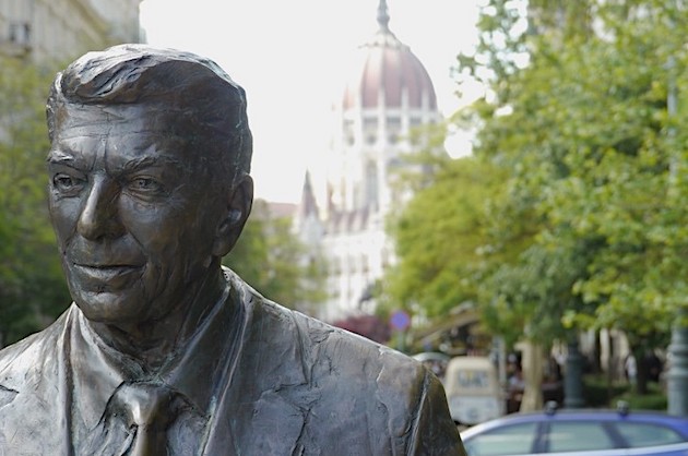 Nehemiah: Builder with Commitment - Capitol Studies